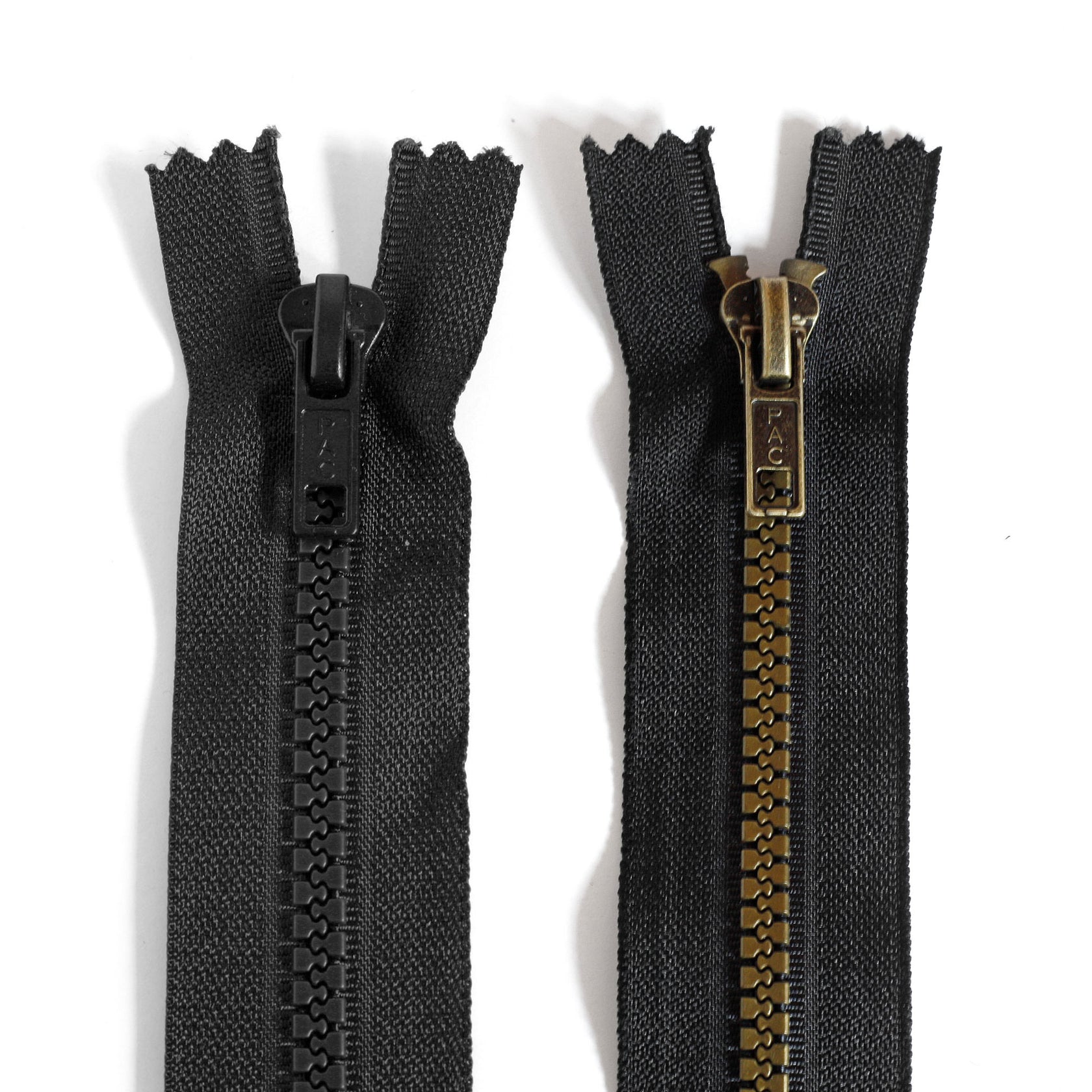 Moulded Plastic Zipper - 12" – The Blanket Statement